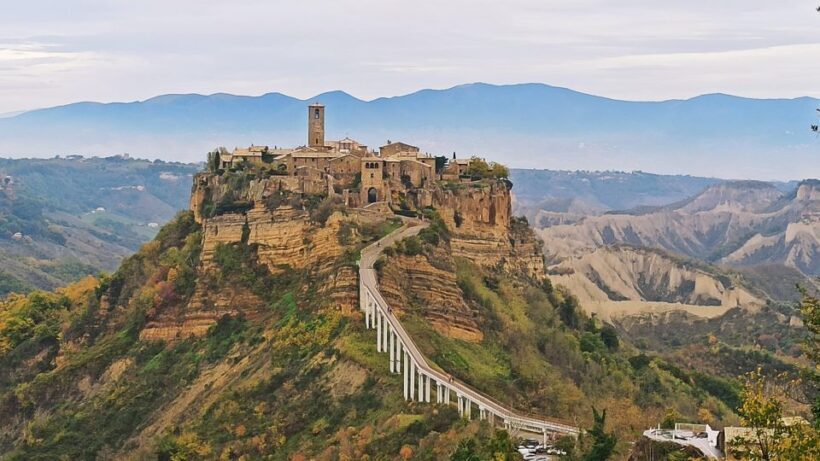 Transfer Florence-Rome with stops in Orvieto & Bagnoregio - The Journey Begins: From Florence to Italy’s Heart