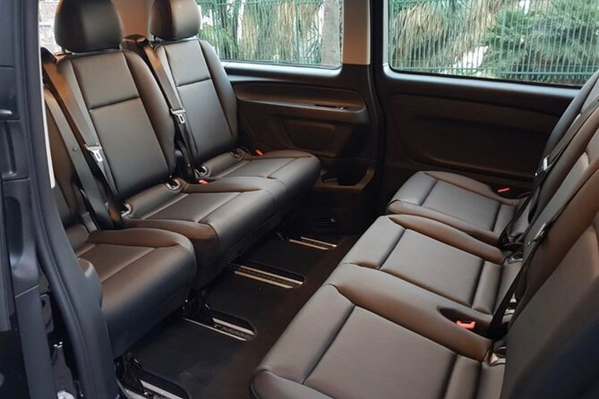 Transfer from Barcelona City to cruise port Private - FAQs