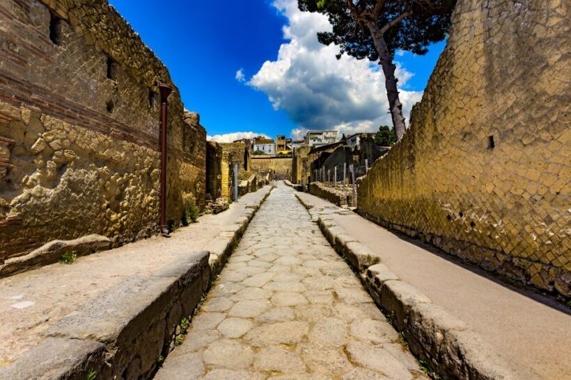 Transfer from Naples to Amalfi with Tour in Herculaneum - An Honest Look at the Experience