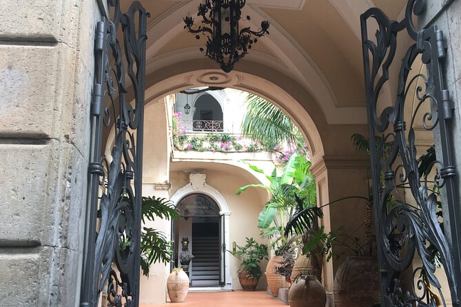 Transfer from Naples to Positano with a stop at Pompeii or Positano to Naples - FAQs