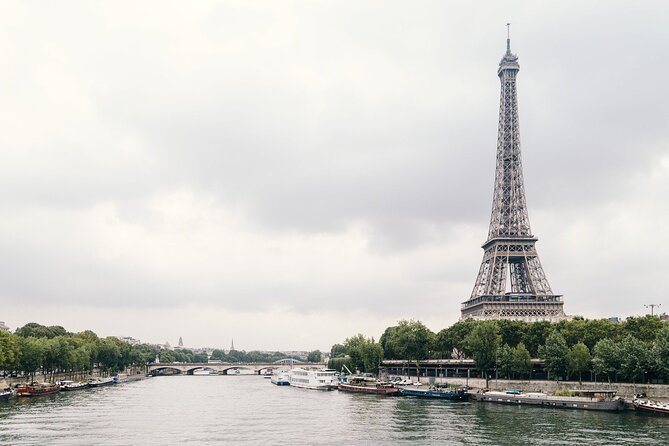 Transfer from Orly/CDG/LBG Airport to Paris (E-Class 2pax) - Who Will Love This Service?