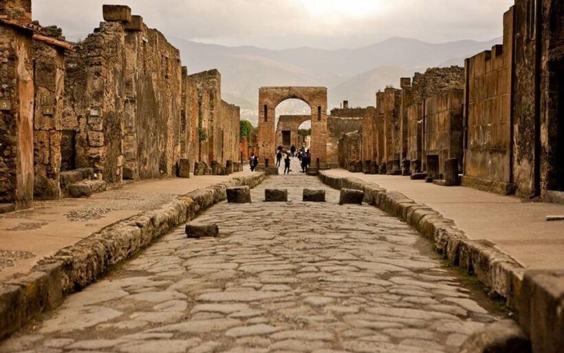 Transfer from Positano to Naples & 2hr stop at Pompeii site - Who this tour is perfect for