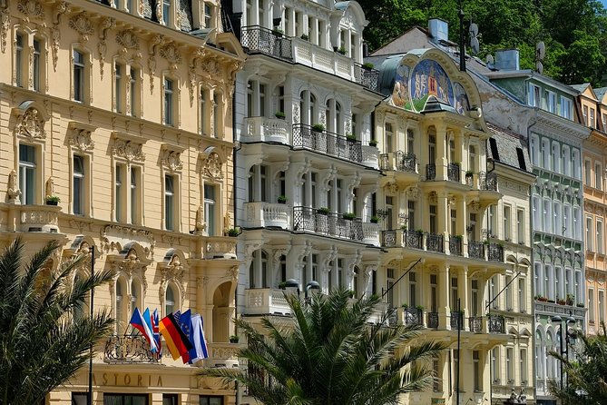 Transfer from Prague to Karlovy Vary: Private daytrip with 2h for sightseeing - Pricing and Value