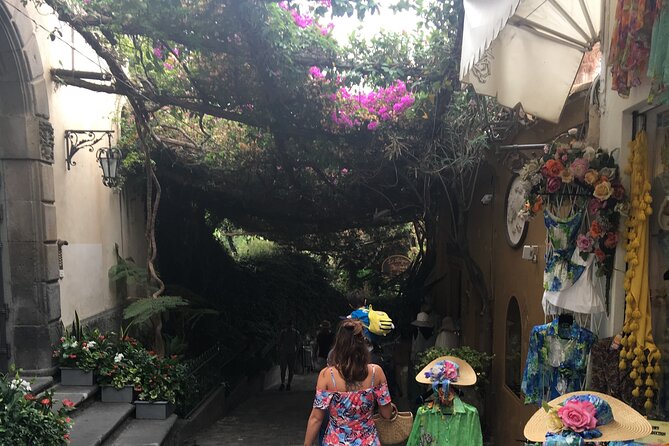 Transfer From Rome to Amalfi Coast/Sorrento Area and Vice Versa - Inclusions