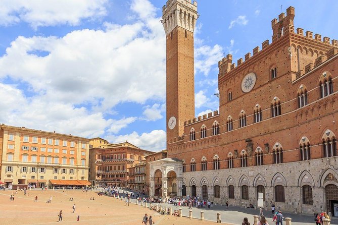 Transfer from Rome to Siena (or vice versa) - A Relaxed and Reliable Way to Travel Between Rome and Siena