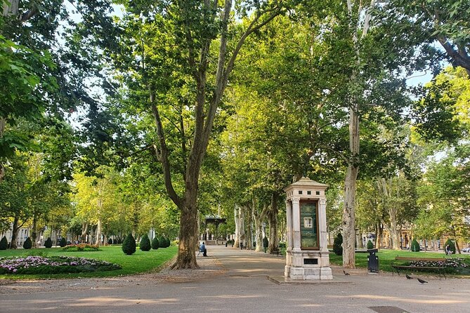 Transfer From Zagreb to Split With Entry Ticket to Plitvice Lakes - Transportation and Amenities