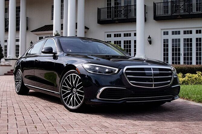 Transfer Hong Kong Airport to Hong Kong by Luxury Van or Sedan - Key Points
