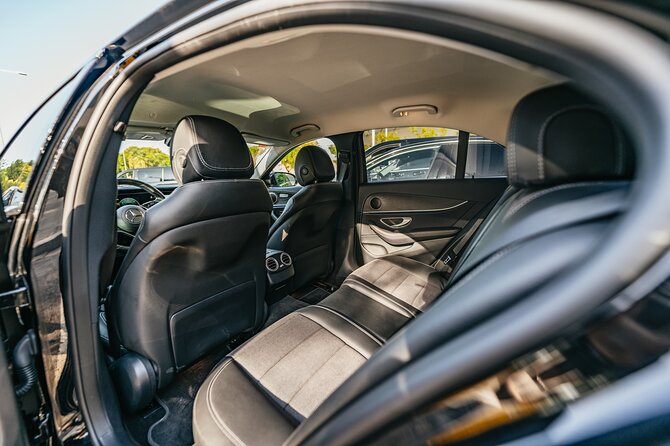 Transfer Hotel Seville-Seville Airport - Accessibility Options