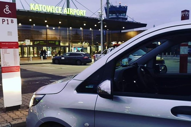 Transfer Krakow City/Krakow Airport - Katowice Pyrzowice Airport - Key Points
