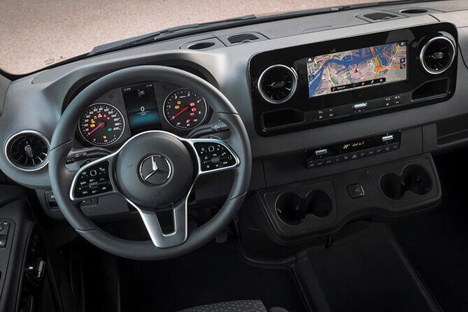 Transfer: Punta Cana PUJ Airport to Punta Cana Hotels by MiniBus - Transport Quality and Comfort