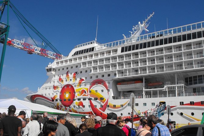 Transfer Santiago to Cruise Port in Valparaiso or San Antonio - Pickup and Drop-off Arrangements