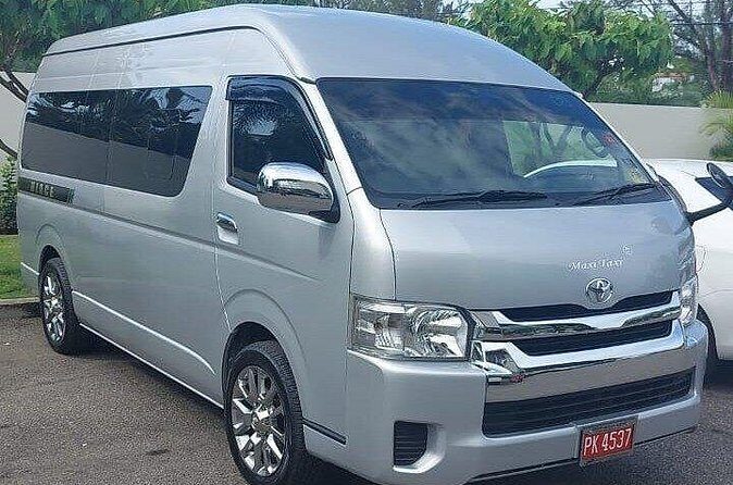 Transfer to Grand Palladium Resort from Montego Bay Airport - Who Should Book This Transfer?
