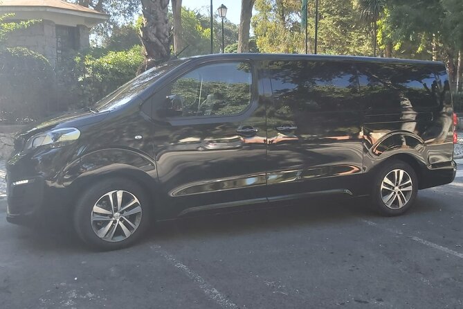 Transfer to Porto with Óbidos, Nazaré and Aveiro - The Sum Up