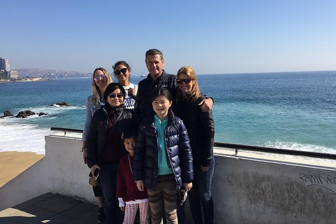 Transfer to San Antonio Port Prior Cruise With Tour in Valparaiso and Casablanca - Exploring Valparaiso