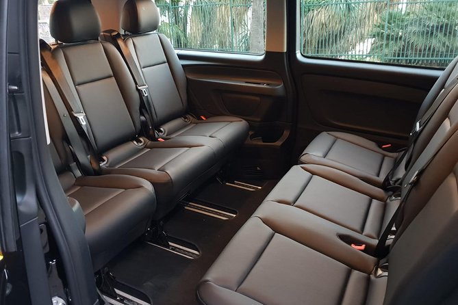 Transfers From Cruise Port to Barcelona Airport - Passenger Requirements