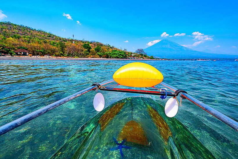 Transparent kayak and stand up paddle rental - Who Should Consider This Experience?