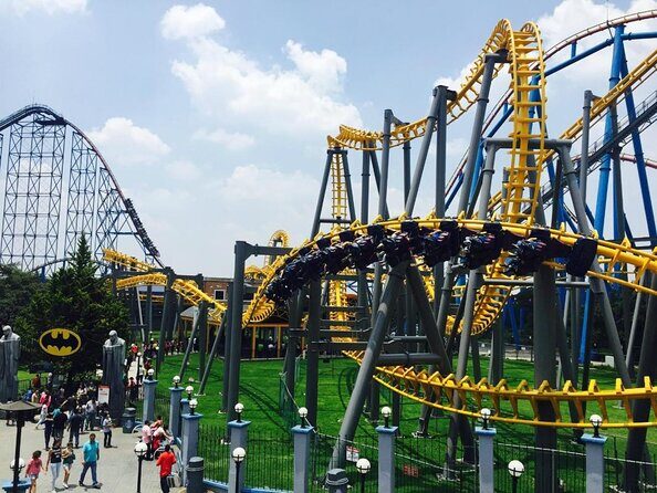 Transportation and access to Six Flags amusement park - Introduction
