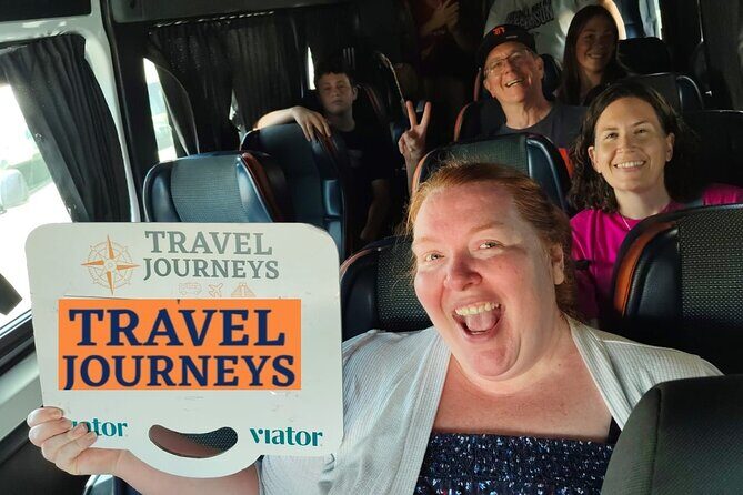 Transportation Playa DE l Carmen to Cancun Airport from 1 to 8 Travelers - Vehicle and Comfort
