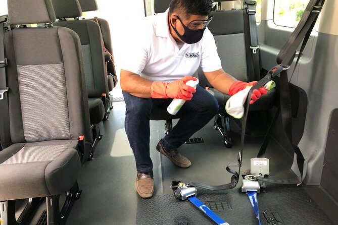Transporte Aeropuerto a Hotel en Cancún, privado ida y vuelta - Authentic Traveler Insights
