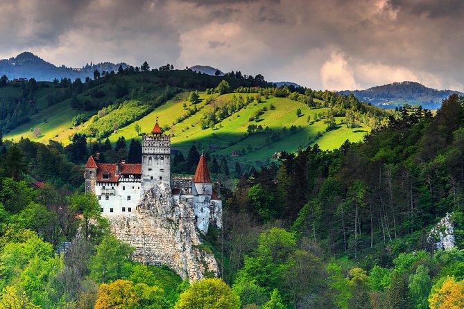 Transylvania and Dracula Castle Tour Review - Guide Services and Commentary