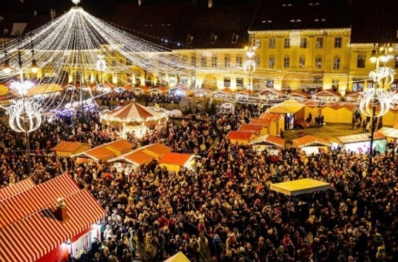 Transylvania: Christmas Markets Private Tour: Brasov & Sibiu - Discovering Peles Castle: A Renaissance Marvel