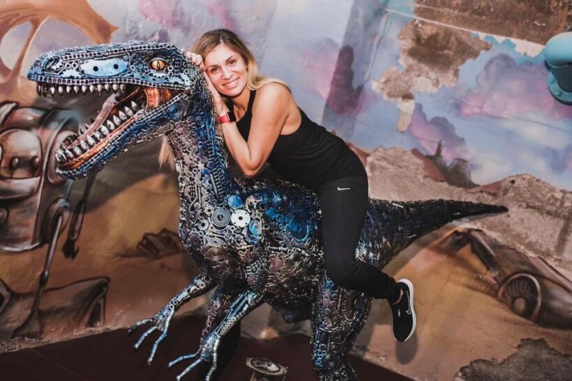 Trash Art Museum: Hungary's First Scrap Metal Exhibition - Key Points