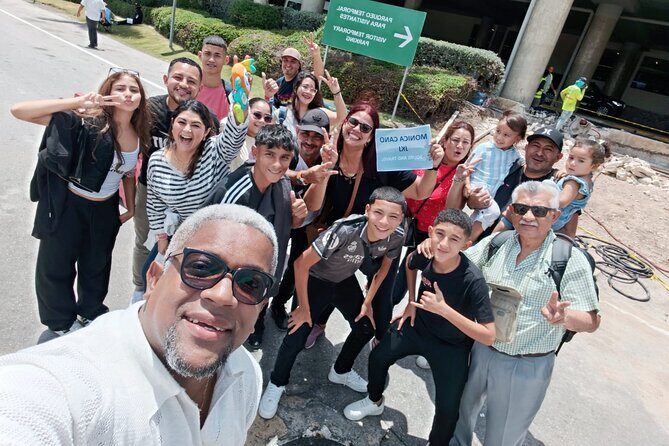 Traslado del Aeropuerto al Hotel Servicio Confiable y Puntual - Meeting Points and Ease of Access