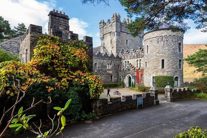 Travel and Experience the Emerald Isle. - Why This Tour Stands Out