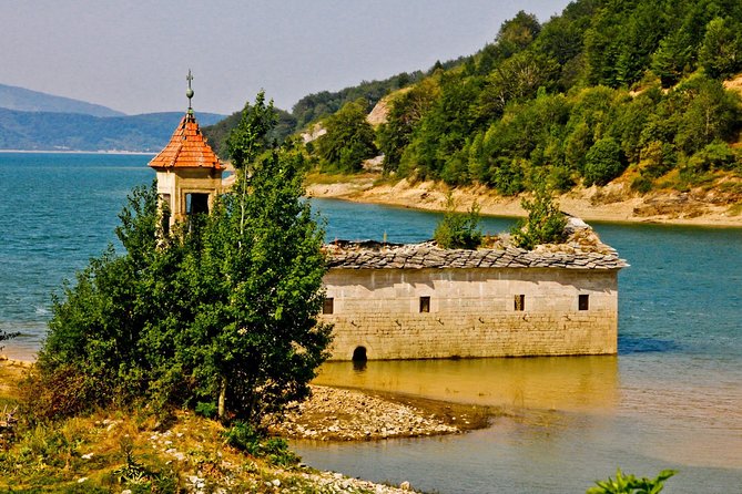 Travel program - North Macedonia& Kosovo in 5 days - Day 4: Kosovo’s Monastic and Cultural Treasures