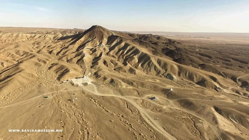 Travel to Gobi by train Visit World energy Center - Key Points