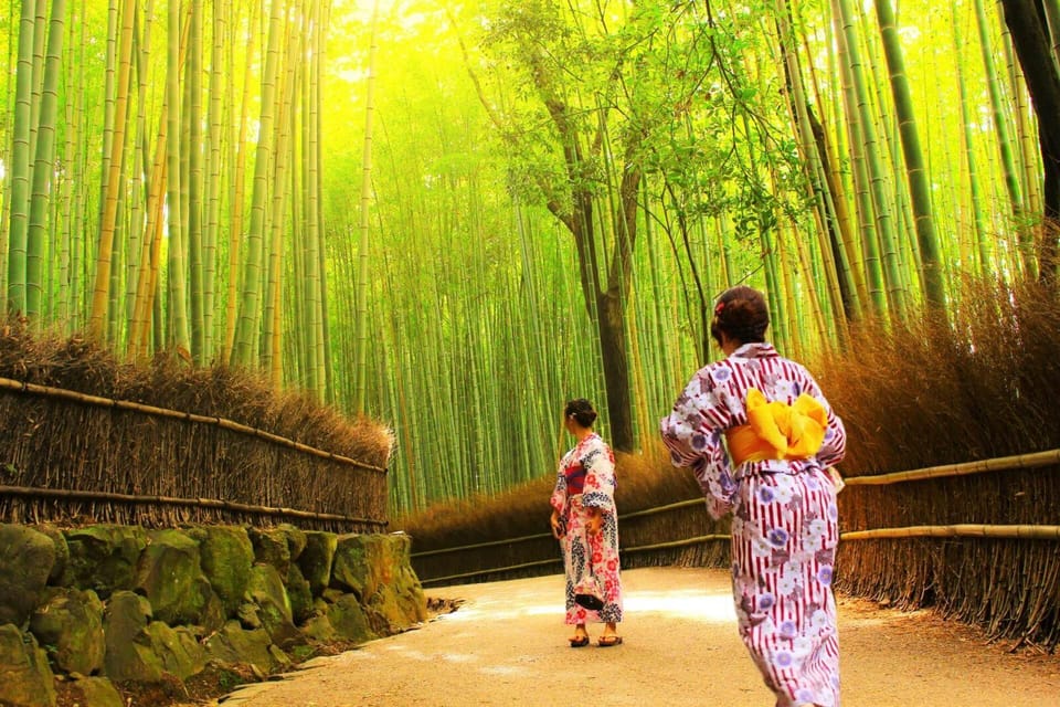 Traversing Kyotos Scenic West - Arashiyama to Kinkakuji - Ryoanji Temple: The Renowned Rock Garden