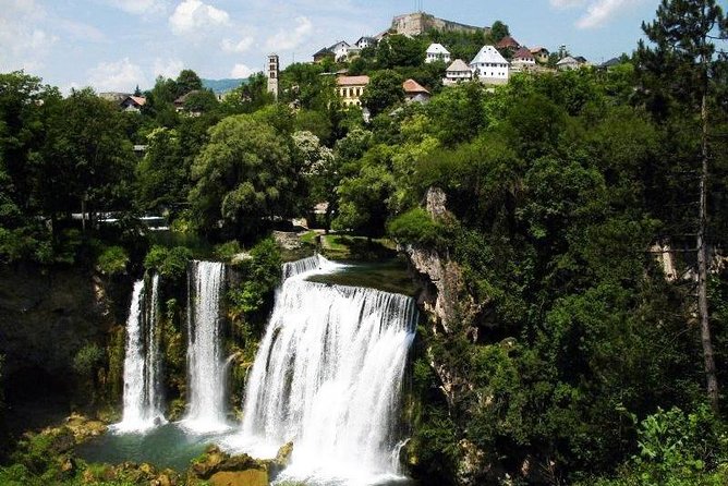 Travnik, Jajce & Pliva Lakes Day Tour From Sarajevo (fees Incl.) - Cancellation and Booking Information