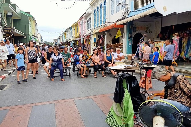 Travstore Original Phuket Discovery Tour - Shared Half Day City Tour - Transportation and Group Dynamics