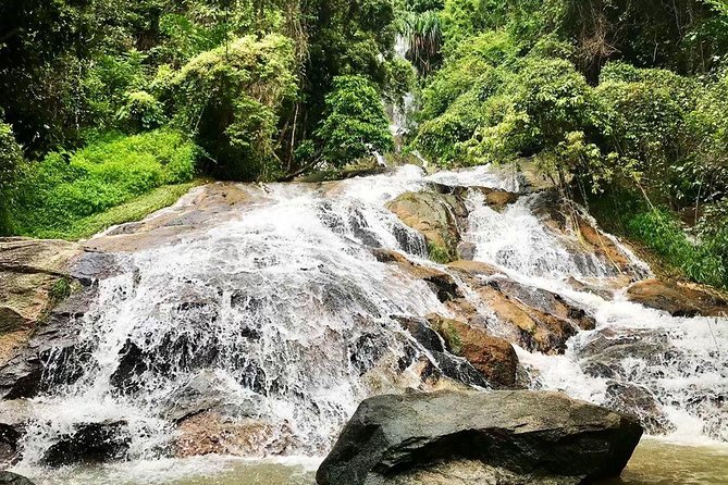 Travstore Original Samui Discovery-Shared Half Day City Tour - Pros and Cons