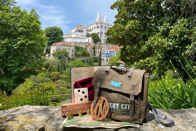 Treasure Hunt and Walking Tour in Sintra - Key Points