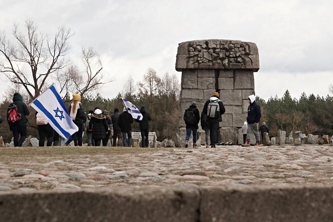 Treblinka Death Camp 6 Hour Private Tour From Warsaw - Tour Inclusions and Duration