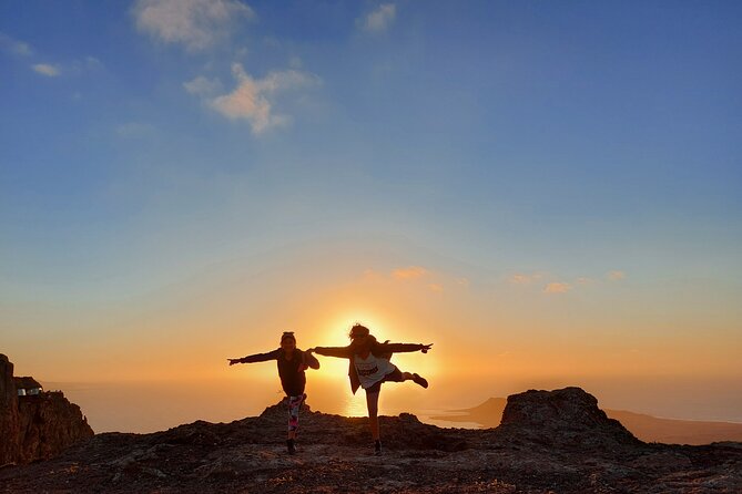 Trekking in the Volcanoes Natural Park in a small group - Authentic Tastings and Cultural Touches