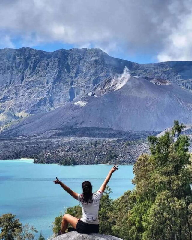 Trekking Mount Rinjani 2D/1N To Second Summit - Cost and Value