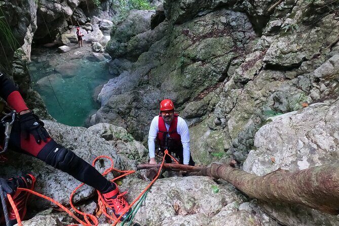 Trekking waterfalls near Santo Domingo - Lunch and Cultural Flavors in Nizao