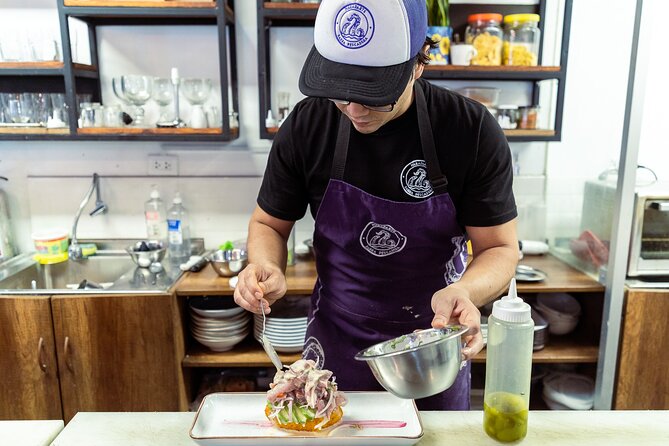 Trending Flavors: Miraflores Walking Tour Including Food and Drinks Tasting - Sipping on Pisco Cocktails