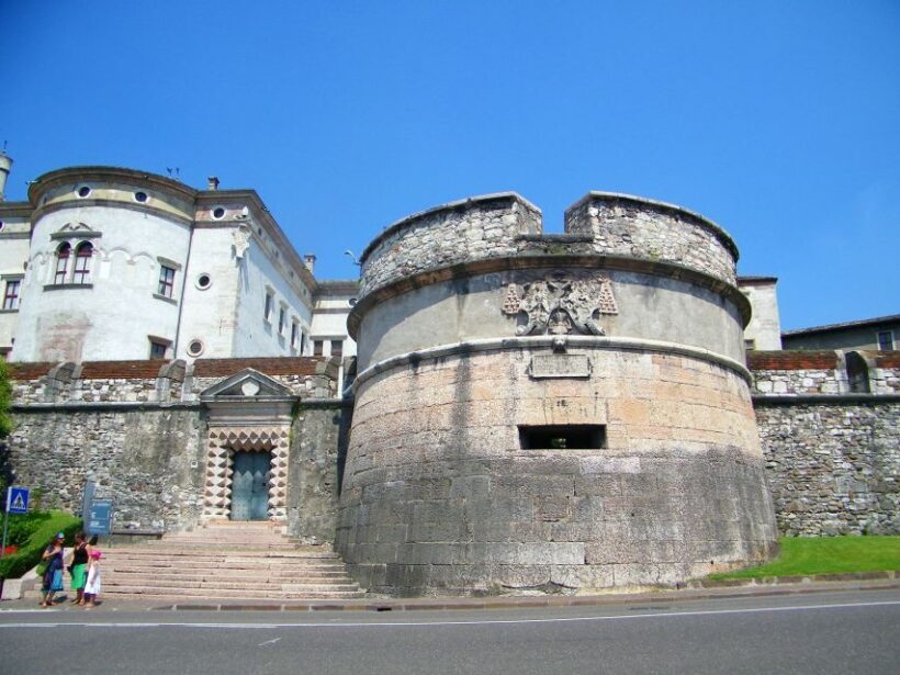 Trento private tour: medieval atmosphere of lovely old town - The Value of a Private Guided Tour