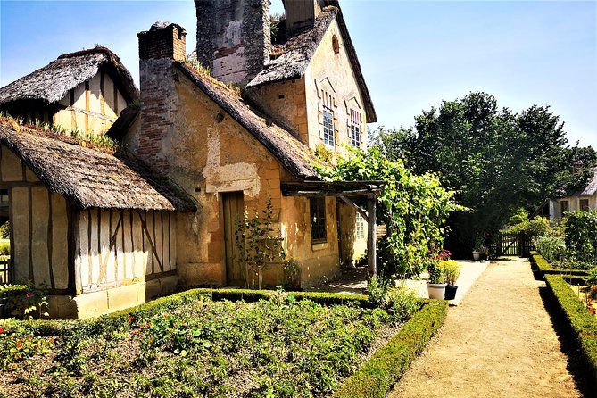 Trianon and the Queen's Hamlet at Versailles with private guide - FAQ Section