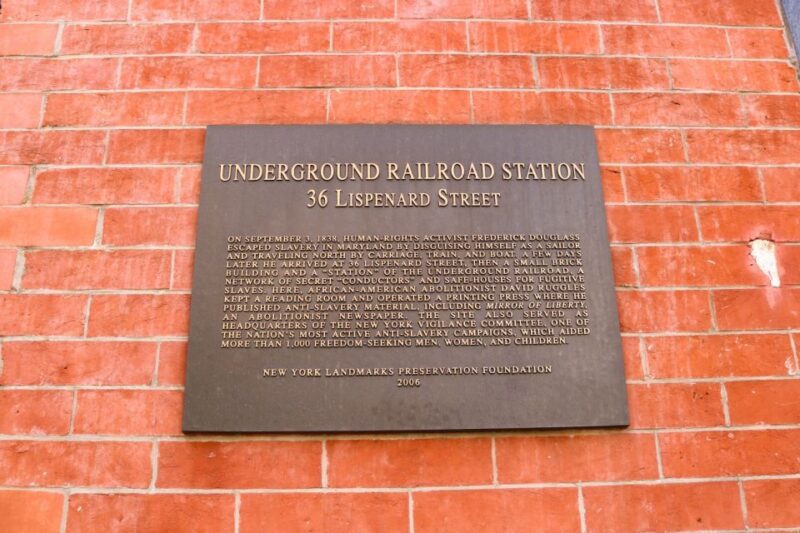 TriBeCa Architecture & History Walking Tour - Architectural Highlights and Hidden Gems