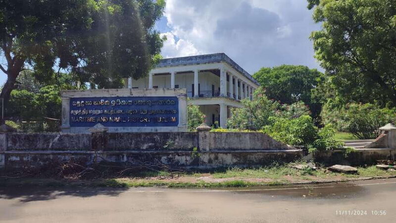 Trincomalee: City Tour with Koneswarm and Crocodile lake - Key Points