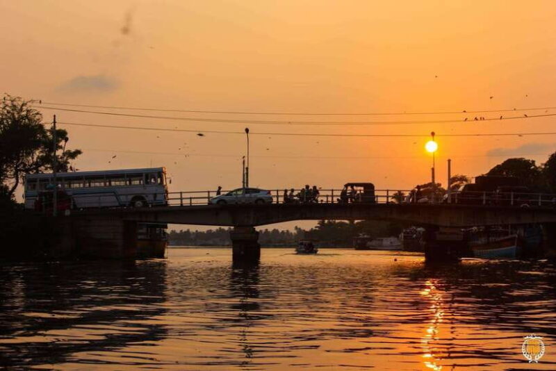 Trincomalee: Guided scooter City Tour - Key Points