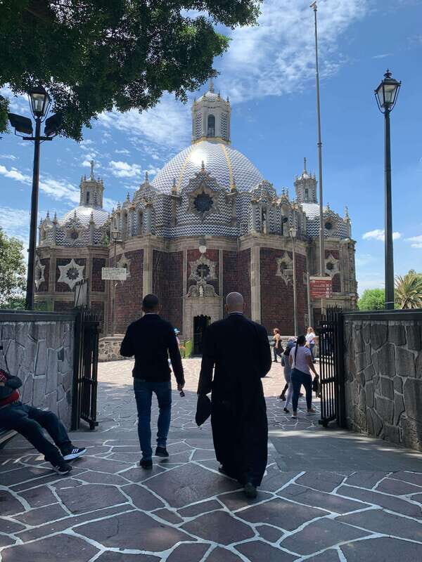 Trip through Teotihuacan, Basilica and Mezcal tasting. - Mezcal Tasting: An Authentic Flavor of Mexico