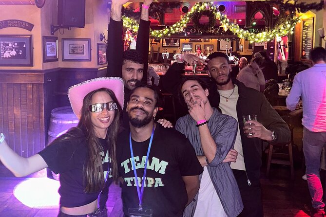 Tripa Paris Pubcrawl / Bar Tours - Discovering the Vibrant Nightlife of Paris