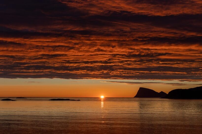 Tromsø: Fjords and Sommarøy Islands Tour with Salmon Picnic - Key Points