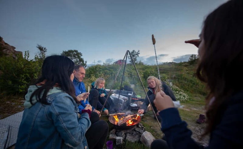 Tromsø: Midnight Sun with Campfire in the wilderness - FAQ