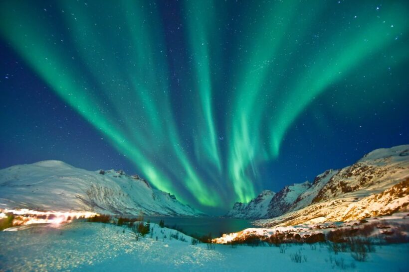Tromso: Northern Lights Photography Tour by Bus (or miniBus) - What Makes the Tromsø Northern Lights Photography Tour Stand Out